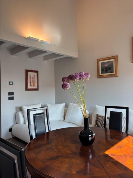 The Lotus Flower Stylish Renovated Apt In Venice - Benátky