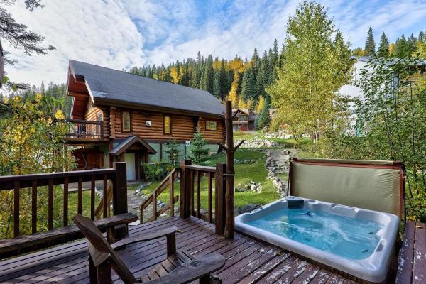 The Sunburst Chalet In Sun Peaks - Sun Peaks