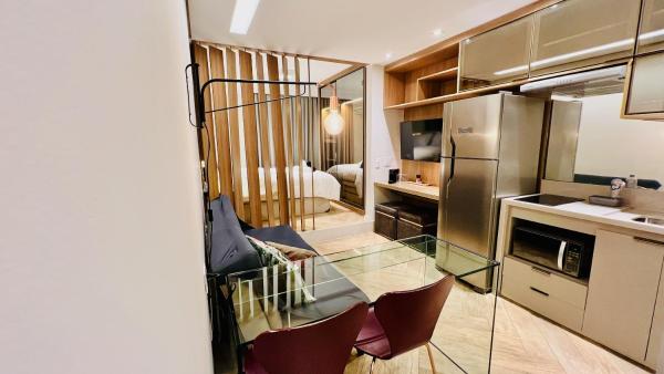 Flat Luxo Jardins Com Piscina, Vaga E Serviços - Osasco