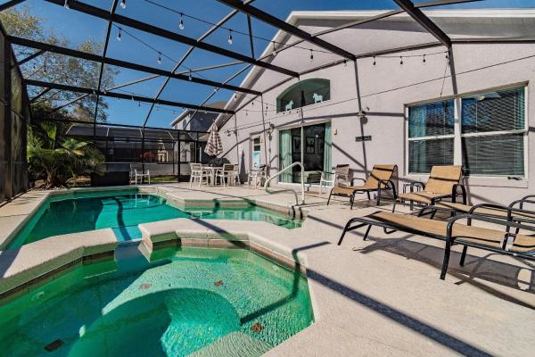 Casa C/ Piscina Privativa No Lake Berkley Resort - Kissimmee, FL