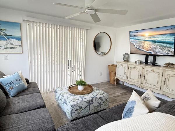 Modular Oasis - Tiki Bar - Fire Pit - Pet-friendly - Englewood, FL