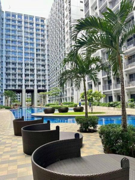 Zenstaycation - Manila