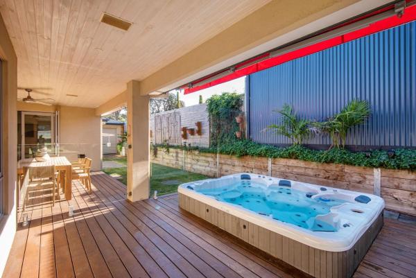 Luxury And Style On Pasadena With Large Spa - Sorrento