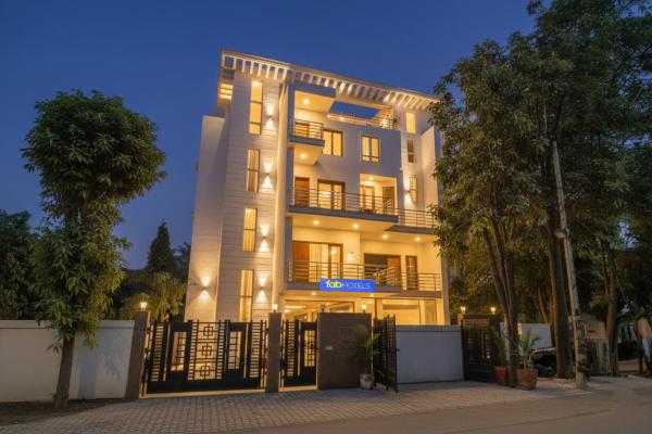 Fabhotel New Journey Hospitality - Gurugram
