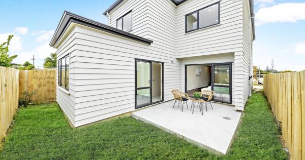 Modern Family Retreat Near Auckland City & Airport - Auckland