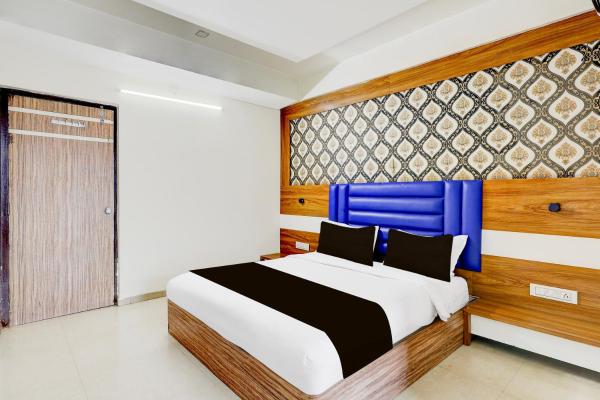 Hotel O Silver Palace - Ahmedabad