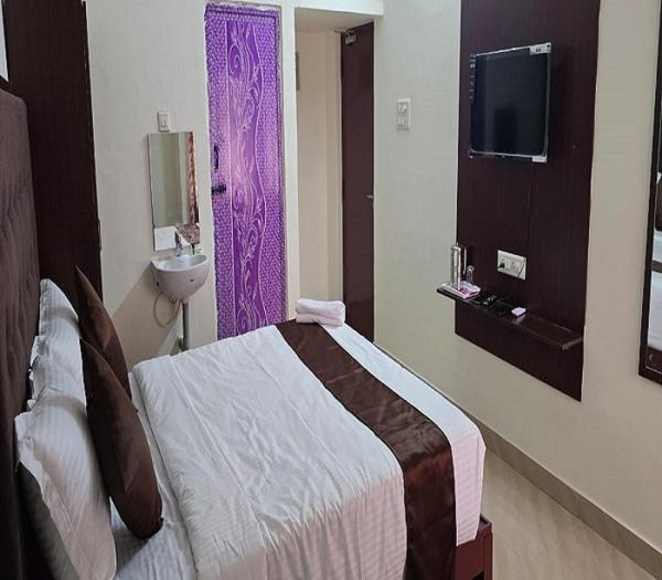 Hotel Amr Residency - Tiruchirappalli