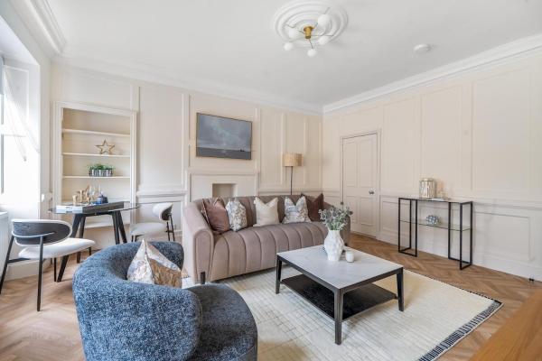 Beautiful 1-bed Flat With High Ceilings - Bath