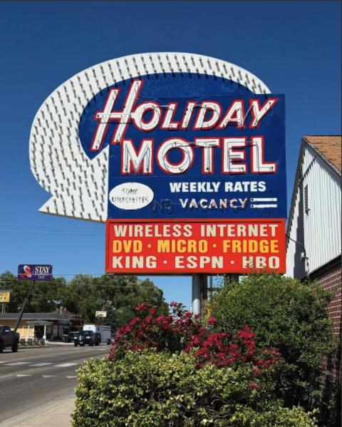 Holiday Motel - Elko, NV