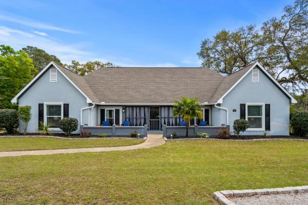 Litchfield Country Club Golf Cottage - Pawleys Island, SC