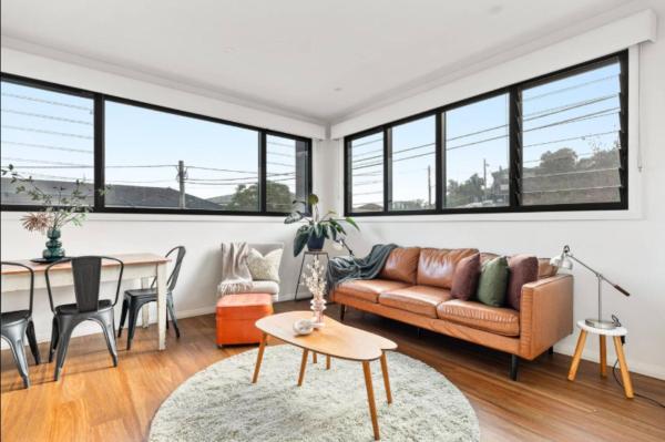 The Jitterbug - Sleeping 2 Guests - Newcastle