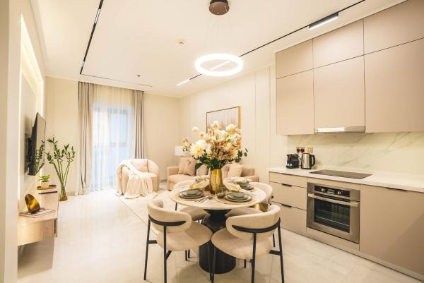 Vibrant 1br With Sea & Ain Dubai Views - Dubai