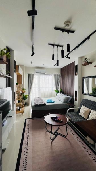 1 Bedroom Unit City View - Paul Riley's Pad - Makati