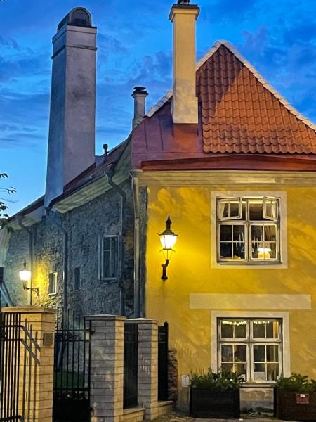 Bishop's Residence - Tallinn