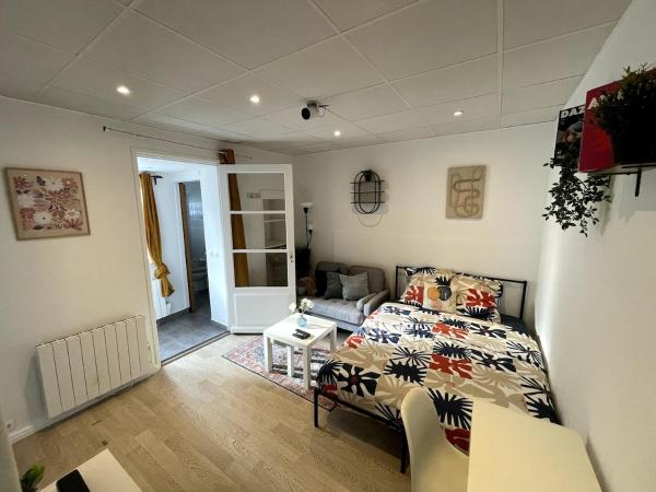 Studio Jacuzzi & Private Cinema - Paris South - La Queue-en-Brie