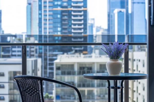 Stylish City View Retreat 2b2b With Free Parking - Brisbane Botanic Gardens, Mount Coot-Tha