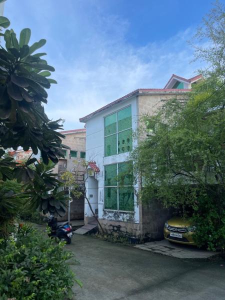 Holiday Villa - Kolkata