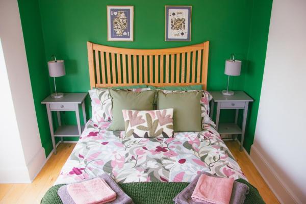 Bright 2bd Flat With High Ceilings - Sleeps 6 - Bournemouth