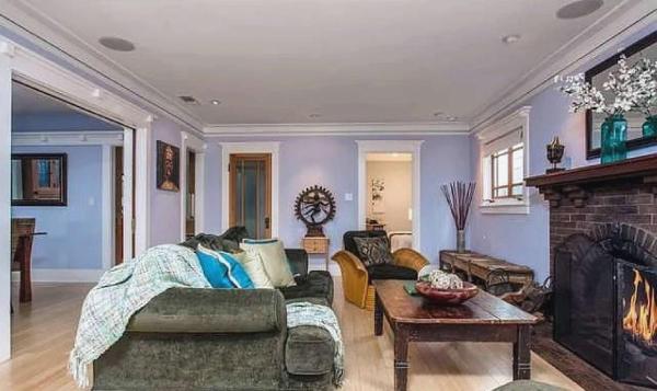 Two Bedroom Beach Bungalow In Venice - Los Angeles, CA