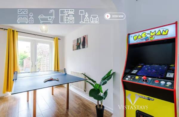 Cosy 3bdr House By Vista Stays Short Lets & Serviced Accommodation Manchester With Ps4 And Parking - Salford