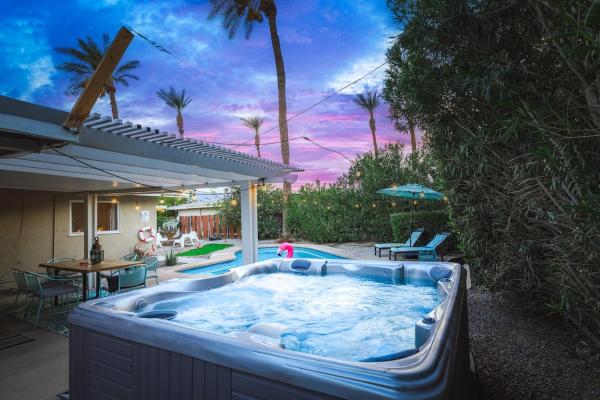 Saltwater Pool - Hottub - Games - Good Vibes Only! - Indio, CA