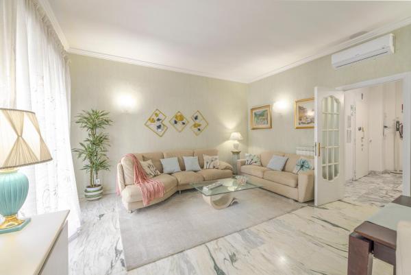 J.n.d.holidays - Rome