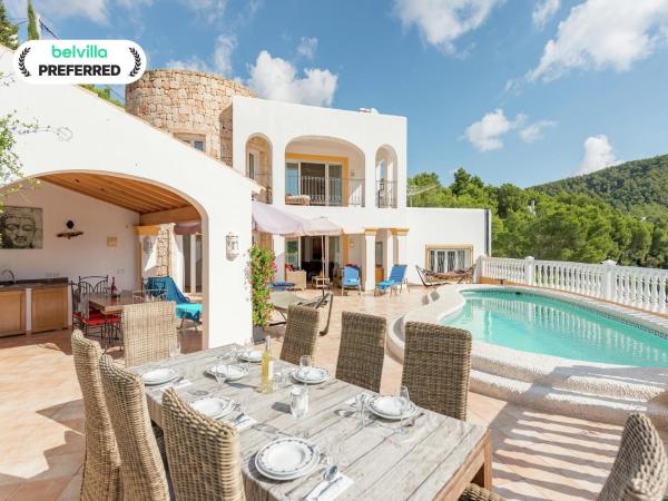 Villa With Pool In Cala Llonga - Santa Eulària des Riu