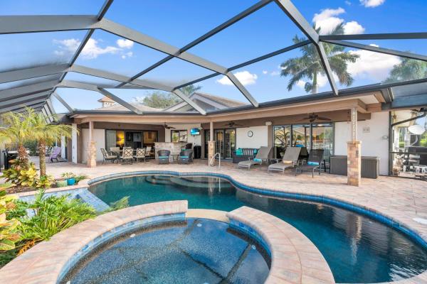 Modern Tranquility Flair - Marco Island, FL