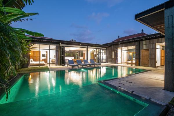 New 5br Villa, Enclosed Lounge, Canggu Oasis - Canggu