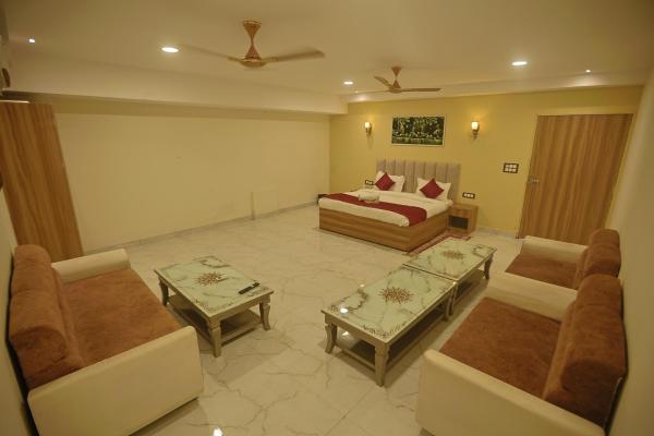 Hotel Om Vilas - Vrindavan