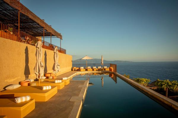 Hôtel Mylos - Cargèse, Piscine Intérieure Et Extérieure - Cargèse