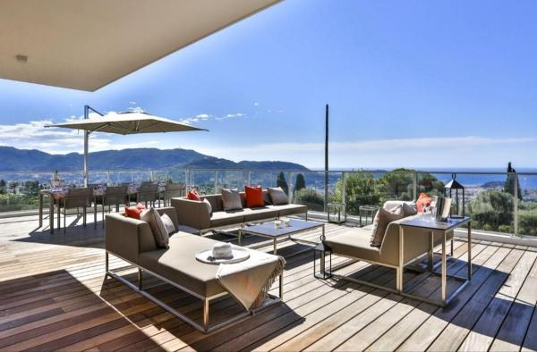 Le 120 M2 - Luxe, Piscine, Terrasse Et Garage - Nizza