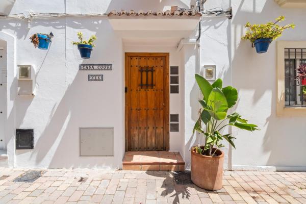 Casa Coos - 埃斯特波納