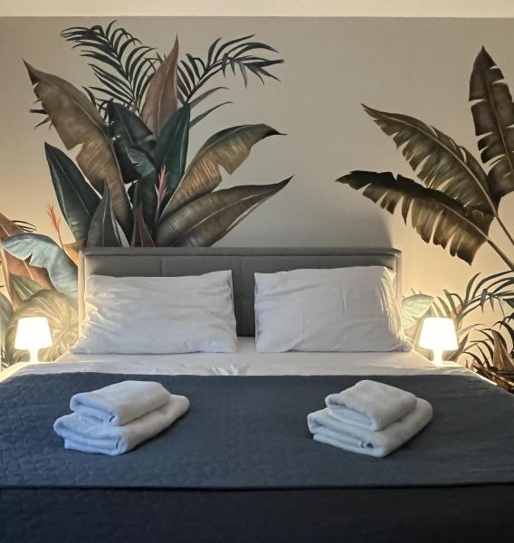 Blue Tropic Retreat - Linz