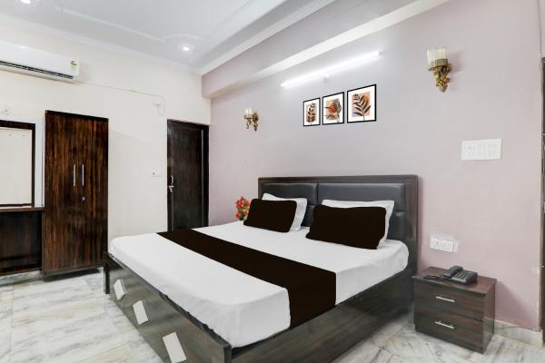 Hotel O Rr Palace Hotel & Banquet - Lucknow