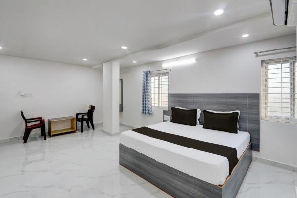 Hotel O Murari - Karimnagar