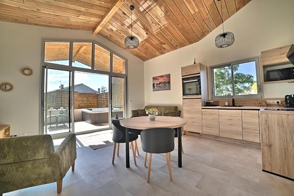 L Etel - Spa Extérieur Vue éToiles De La Chambre Et Vélos éLectriques - Mortagne-sur-Gironde