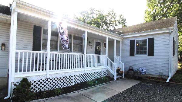 Salty Dog Beach House - Jersey Shore, NJ