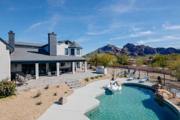Majestic Mountain Mansion-pool -Spa & Guest House - Paradise Valley, AZ