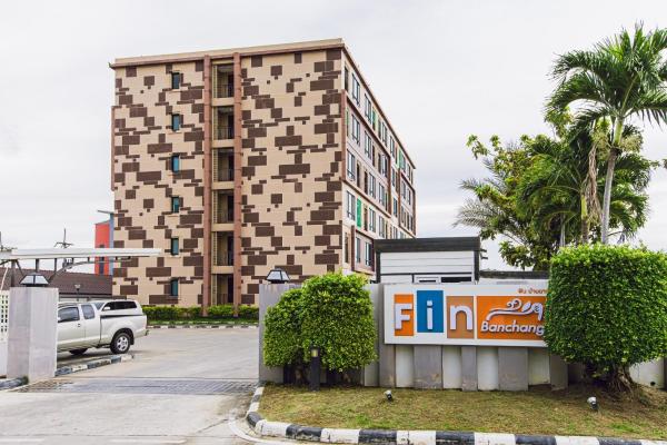 Fin Banchang - Wichian Buri District