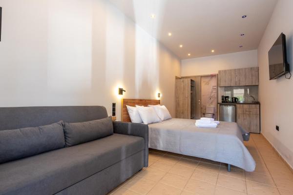 Nestel Near Athens Airport By Sem - Athens Airport Eleftherios Venizelos (ATH)