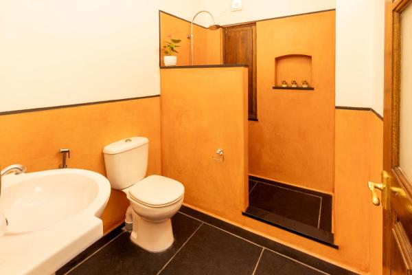 The Colonial Courtyard - Puducherry