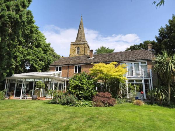 Redwood House - Melton Mowbray