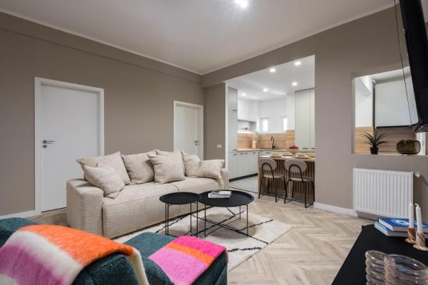 Trendy 2bdr Apartament In Cismigiu - Bucarest