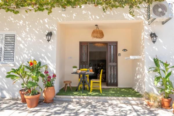 Nomad's Nook - Mediterranean Boho Escape - Argaka