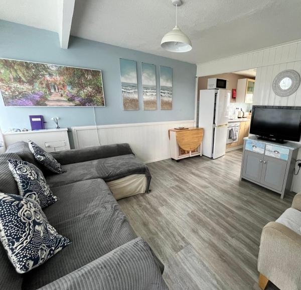 California Beach Chalet - England