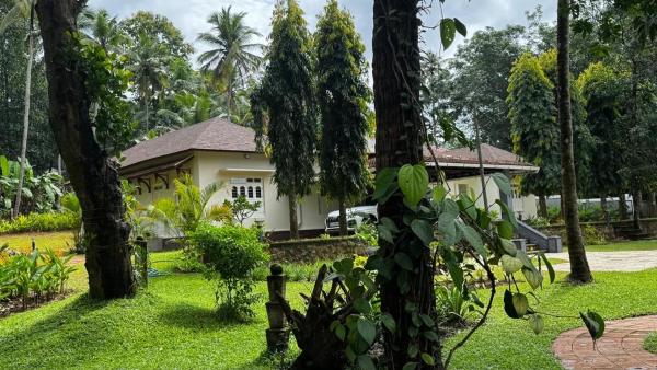 Grace Cottage, Ayoor - Kottarakkara
