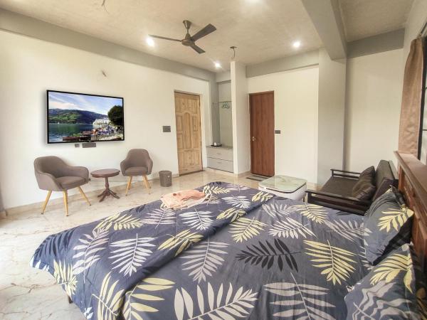 Enchanting Mountain Stays - 데라둔