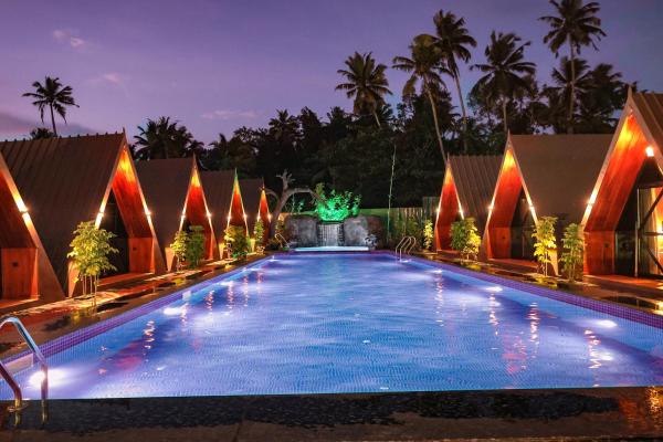 Royal Empire Resort - Kovalam