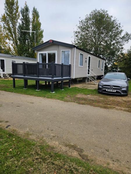 Billing Aquadrome Holiday Park Fishing Lakes - オックスフォードシャー